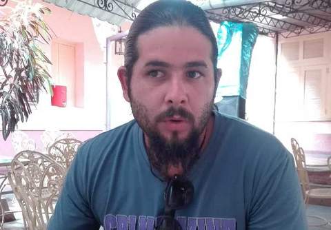 YASIEL ELIZAGARAY INTERVIEWED IN ESCAMBRAY - Semanario Provincial de S ...
